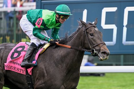 Arrest Me Red, Bleecker Street Shine in Turf Stakes - BloodHorse